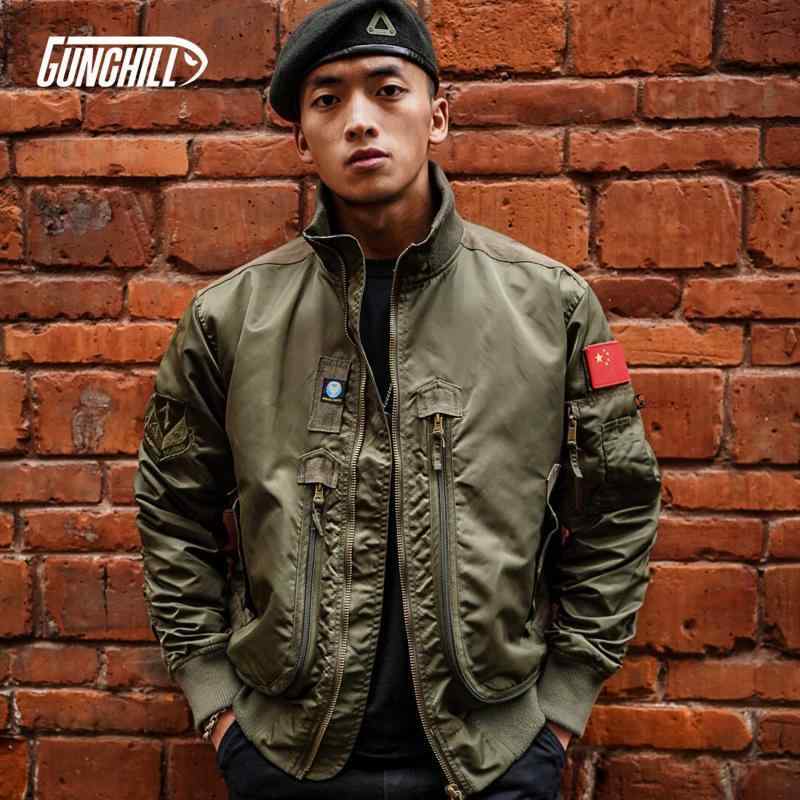 ・商品カテゴリ: ジャケット・スタイル: 流行・対象年齢: 青年、成人・体型: ルーズ・襟の形: 立ち襟・前立て: ジッパー・フード: なし・厚さ: 普通・柄: 無地・素材: ナイロン100%・裏地: ポリエステル100%・シーン: カジュ...