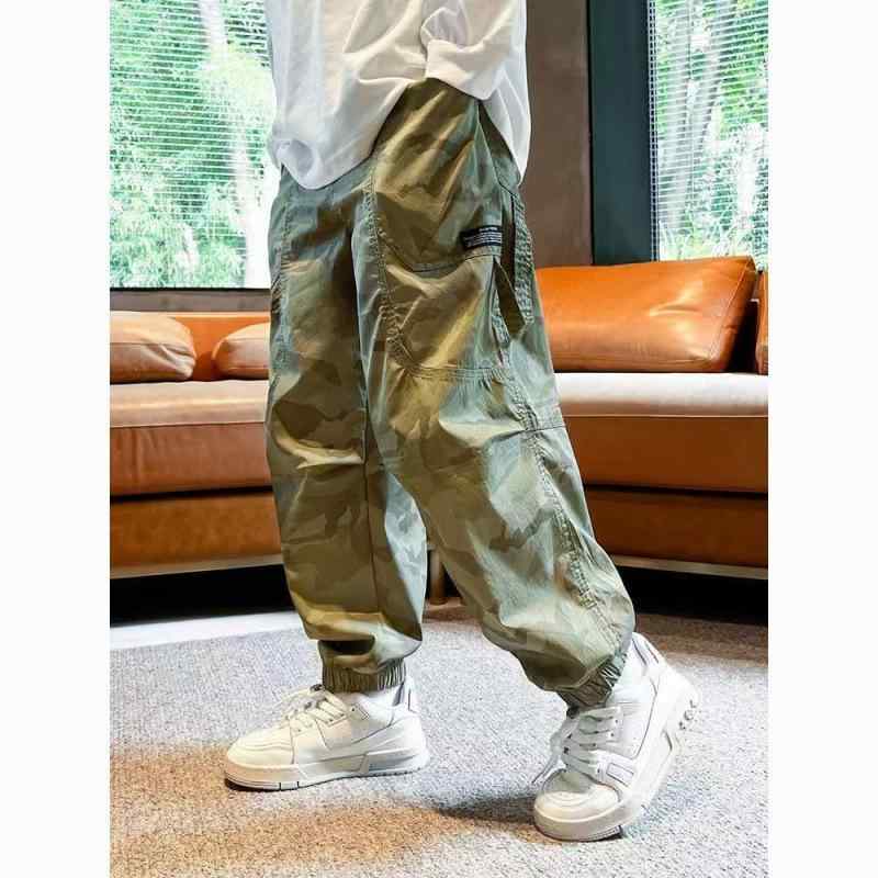 ・スタイル: その他・生地: ポリエステル・安全等級: B類・パンツ丈: 長ズボン・主な生地の成分: ポリビニルアルコール繊維 96%-100%・対象: 男の子・対象年齢: 中・高学年 (8歳以上、140cm以上)・シーズン: 春、秋・柄:...