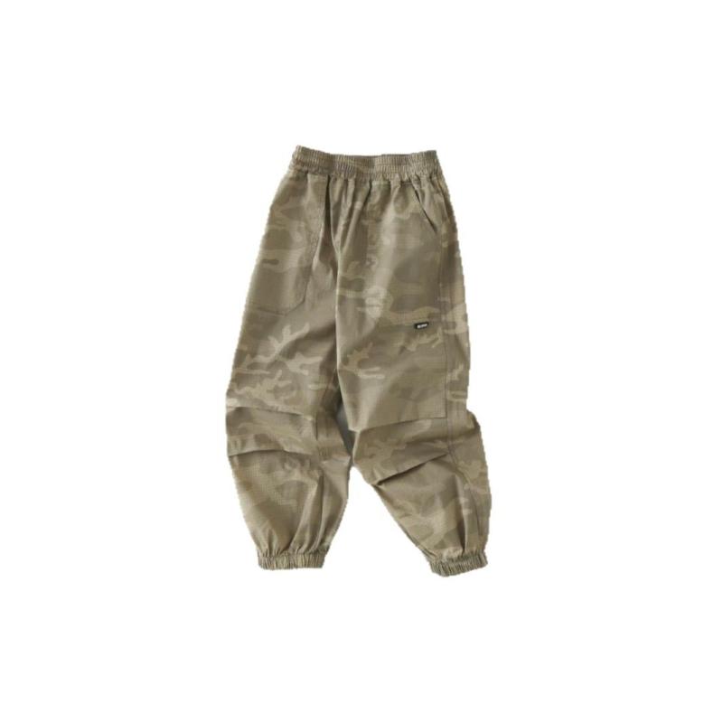 output: ・スタイル: カジュアル・生地: 麻混・安全等級: B・パンツ丈: フルレングス・主な素材: 綿・主な素材の含有量: 綿63.1%、ナイロン31.1%、スパンデックス5.8%・対象: 子供/男女兼用・対象年齢: 8歳以上 (...