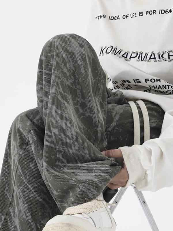 ・商品カテゴリ: カジュアルパンツ・スタイル: 流行・対象: 10代後半-20代・デザイン: ストレート・パンツ丈: フルレングス・ウエスト: ミドルウエスト・ベルト: なし・フロント: 紐・厚さ: 普通・柄: 迷彩・伸縮性: わずかにあり...