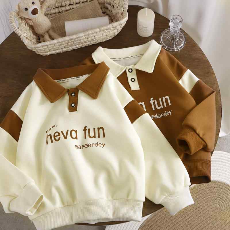 ・カテゴリ: ポロシャツ・スタイル: カジュアル・適用性別: 男女兼用・素材: 華棉・混紡率: 31%-50%・柄: 印花・カラー: 米白色, チョコレート色・適合身長: 80cm, 90cm, 100cm, 110cm, 120cm, 1...