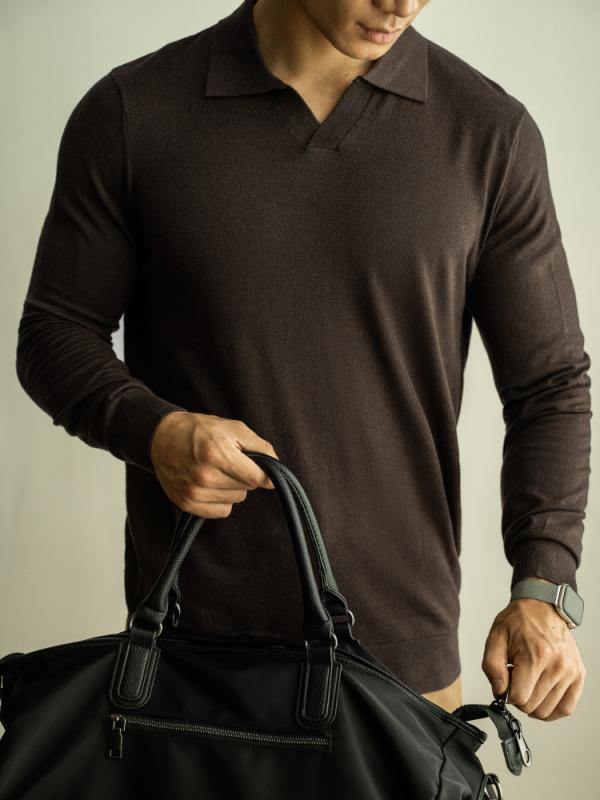 ・スタイル: 軽熟カジュアル・柄: 無地・フィット: 合身・対象: 青年・タイプ: プルオーバー・ネックライン: 襟付き・袖丈: 長袖・厚さ: 薄手・素材: ポリエステル41.2%、アクリル30.9%、ナイロン20%、綿羊毛4.5%、桑絹3...