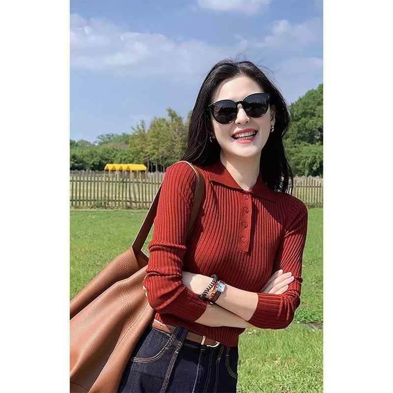 ・カテゴリ: ニット、セーター・柄: 無地・厚さ: 中厚・スタイル: カーディガン・シルエット: レギュラー・袖丈: 長袖・ネックライン: ポロネック・着丈: ミドル(50cm以上65cm以下)・素材: アクリル・素材（混紡率）: アクリル...