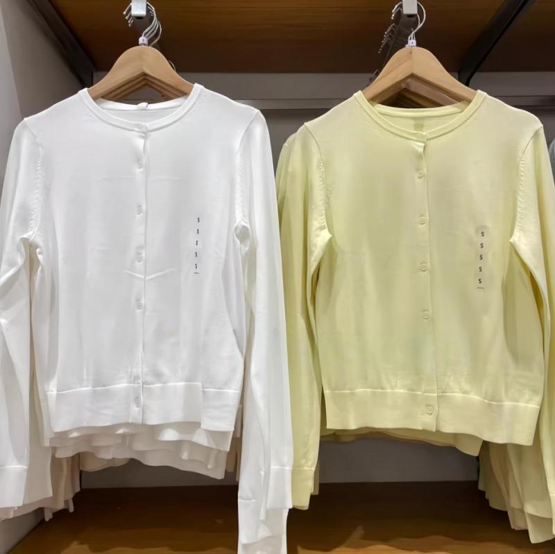 ・素材: ポリエステル繊維、スパンデックス・柄: 無地・組み合わせ: 単品・スタイル: カーディガン・袖丈: 長袖・襟: ポロ襟・カラー: オフホワイト、ブラック、グレー、グラスグリーン、パウダーピンク、ピーチピンク、アプリコットイエロー・...