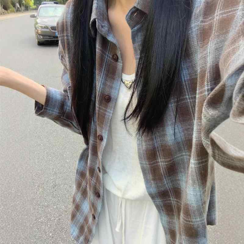 ・素材: 綿、ポリエステル・柄: ストライプ、格子柄・スタイル: カーディガン・袖丈: 長袖・フィット: ゆったり・着丈: ミドル丈(50cm超～65cm以下)・ネックライン: ポロネック・袖のタイプ: レギュラー袖・特徴: ポケット・カラ...