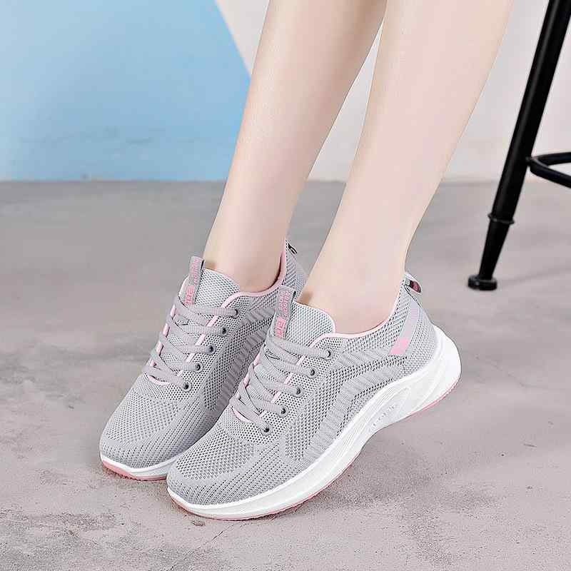 ・カテゴリ: 運動靴・スタイル: 韓国風・性別: 女性・靴の素材: メッシュ・流行の要素: 交叉ストラップ・靴のつま先の形状: ラウンドトゥ・ヒールの高さ: ローヒール(1-3cm)・カラー: ベージュ, ブラック, グレー・サイズ: 35...