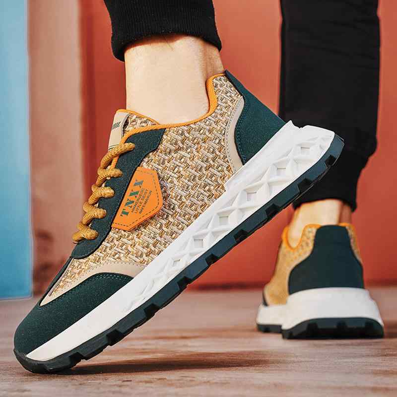 ・カテゴリ: 運動風カジュアルシューズ・対象年齢: 成年・スタイル: カジュアル・適合シーズン: 春、夏、秋・対象性別: 男・柄: 拼色・アッパー素材: レザー+織物・ソール素材: PVC・着用方式: 前系帯・流行要素: 浅口、クロスストラ...