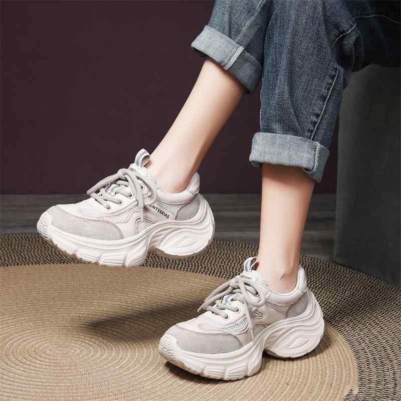 ・カテゴリ: スニーカー・スタイル: 韓国風・対象: 女性・靴の素材: 牛革、織物・ヒールの高さ: 3〜5cm・カラー: レッド、ベージュ・サイズ: 35, 36, 37, 38, 39, 40・機能: 厚底、通気性、軽量・靴底の素材: ゴ...