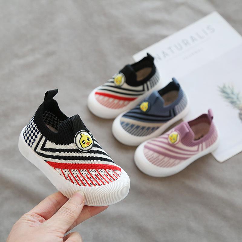 ・カラー: 黒赤, 黒青, 紫ピンク・サイズ: 21, 22, 23, 24, 25, 26, 27, 28, 29, 30・対象年齢: 幼児(1-3歳), 小学生(4-6歳), 中学生(7-12歳)・性別: 男女兼用・靴底素材: ゴム・靴...