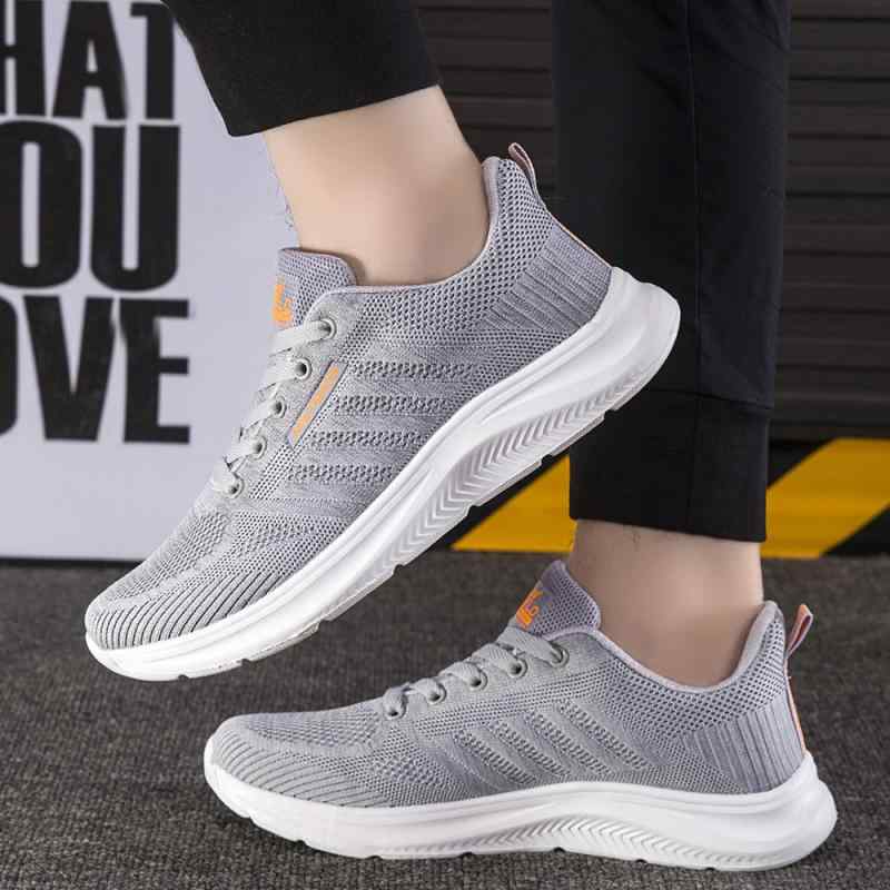 ・商品カテゴリ: スニーカー・対象年齢: 青年（18～40歳）・スタイル: 韓国風・機能: 通気性、軽量・性別: ユニセックス・柄: 配色・アッパー素材: メッシュ・ソール素材: EVA・適用シーン: スポーツ・靴の履き方: 前紐・流行の要...