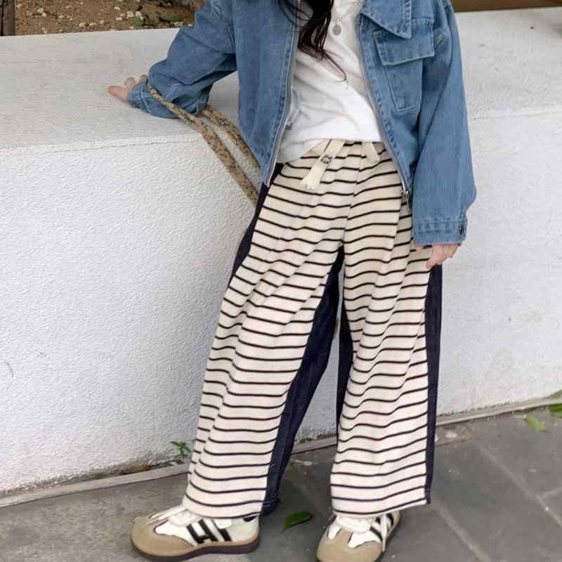 ・スタイル: 韓国版・生地の名称: デニム・安全等級: B類・パンツ丈: 長ズボン・主な生地の成分: 綿80%・対象性別: 女・対象年齢: 中小（3~8歳、100~140cm）・適した季節: 春、秋・種類: ジーンズ・股開き: 無し・柄: ...