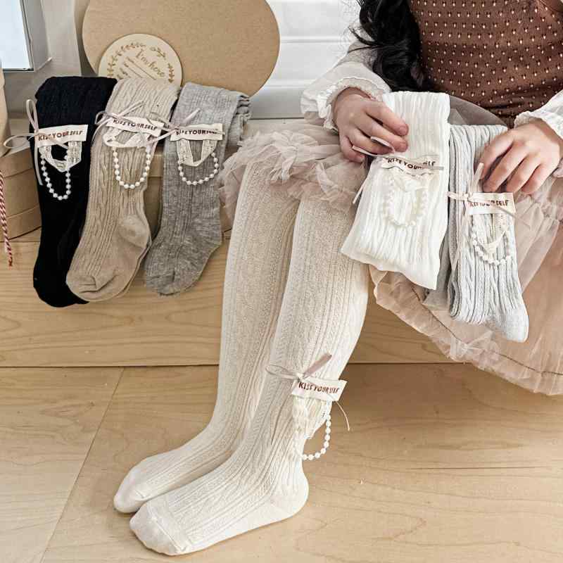 ・商品カテゴリ: 子供用靴下・対象: 女児・種類: タイツ・素材: 綿・柄: 無地・機能: 通気性、吸汗性・厚さ: 薄手・デザイン: 蝶結び、プリンセス・素材の割合: 綿76%・色: 白、黒、濃いグレー、薄いグレー、ミルクホワイト、薄い茶色...