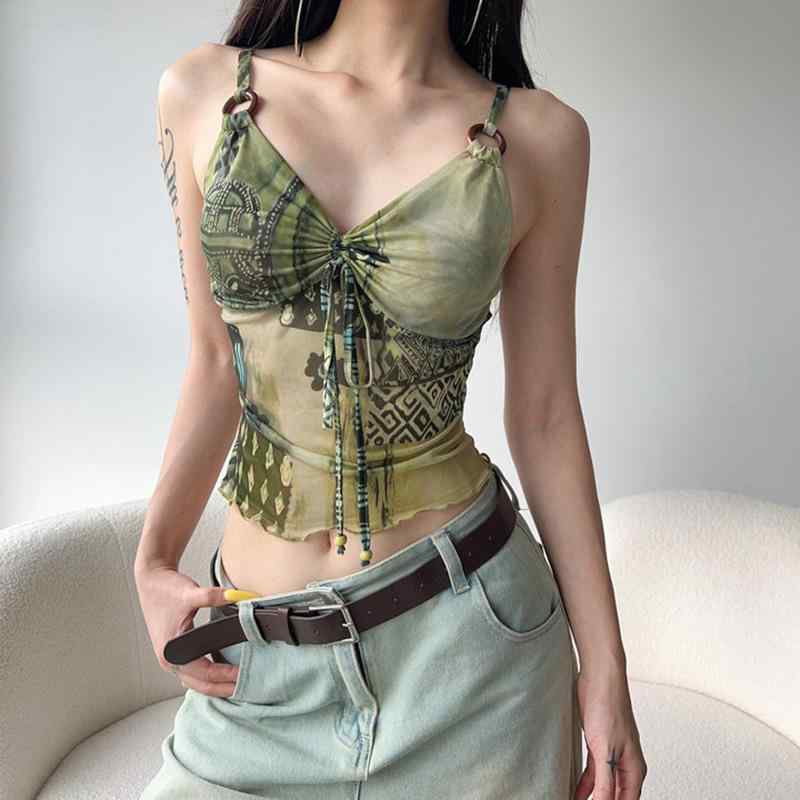 ・スタイル: 吊带款, 温柔风, 清新甜美, 舒适休闲・版型: 修身型・衣長: 短款・柄: 3D効果・流行要素: 褶皱・主素材: 牛奶丝・主素材成分: 氨纶30%以下・カラー展開: 緑・サイズ展開: S,M,L・肩带スタイル: 双根式・伸縮...
