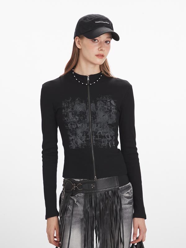 ・カテゴリ: Tシャツ・スタイル: 街頭潮人・主な素材: 綿78.7%、ポリエステル16.6%、スパンデックス4.7%・柄: 文字・袖丈: 長袖・加工: プリント・版型: スリムフィット・衣丈: 短丈(40cm<衣長≤50cm)・カラ...