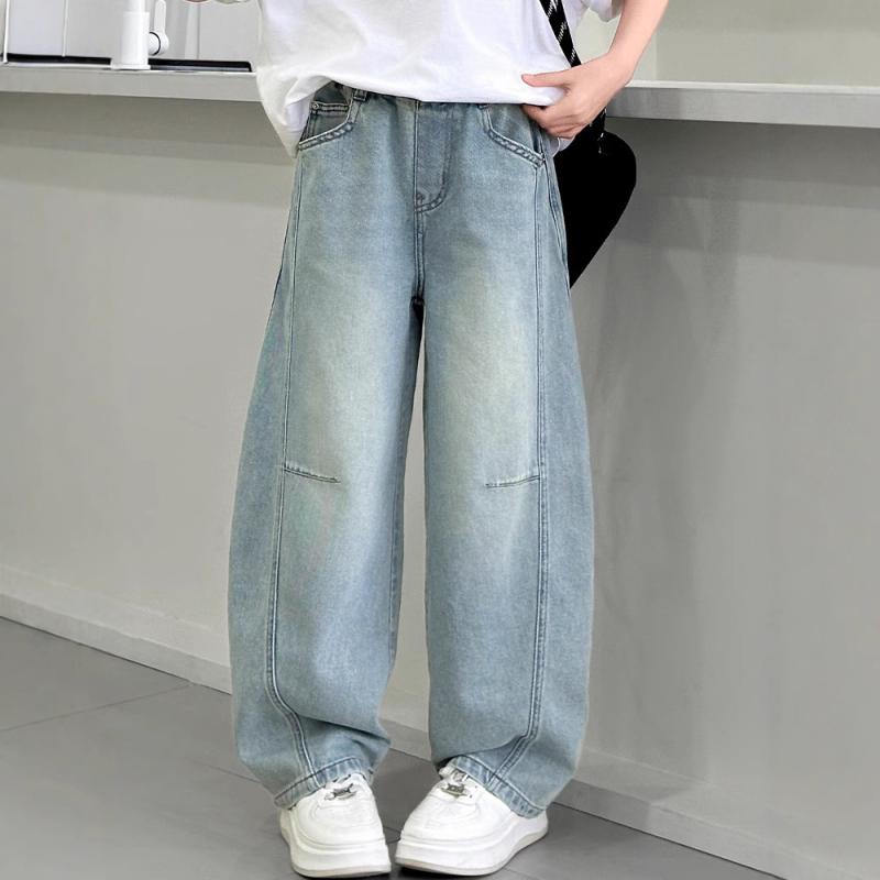 ・スタイル: 韓国版・素材: デニム・素材（主）: 綿85%・対象: キッズ（8歳以上、140cm以上）・シーズン: 春、秋・種類: ジーンズ・開裆: 否・生地加工: しわ加工、柔らか加工・柄: 無地・写真: モデル着用写真・在庫: 在庫あ...