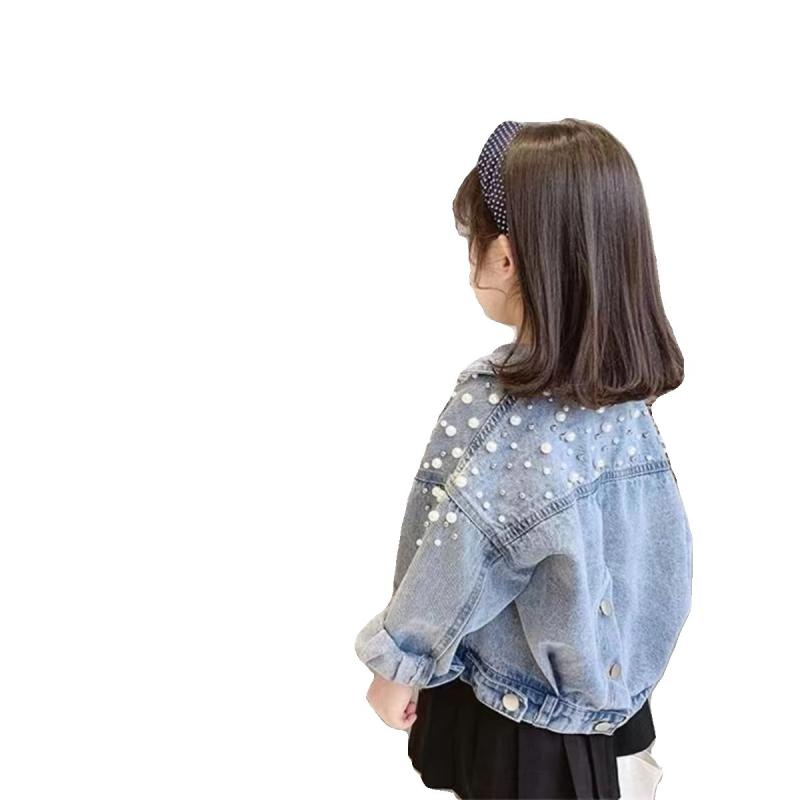 ・性別: 女児・対象年齢: 中小サイズ (3~8歳, 100~140cm)・ネックライン: 襟付き・スタイル: 韓国風・柄: 無地・厚さ: 普通・フード: なし・要素: カーディガン, トレンド・袖丈: 長袖・写真: モデル写真・安全レベル...