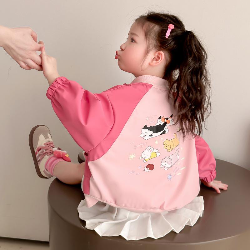 ・商品対象: 女児・対象年齢: 3～8歳 (100～140cm)・ネックライン: ラウンドネック・シーズン: 春・スタイル: 韓国風・柄: 無地・厚さ: 普通・フード: 取り外し不可・袖丈: 長袖・安全性レベル: B・生地: 綿混紡・裏地:...