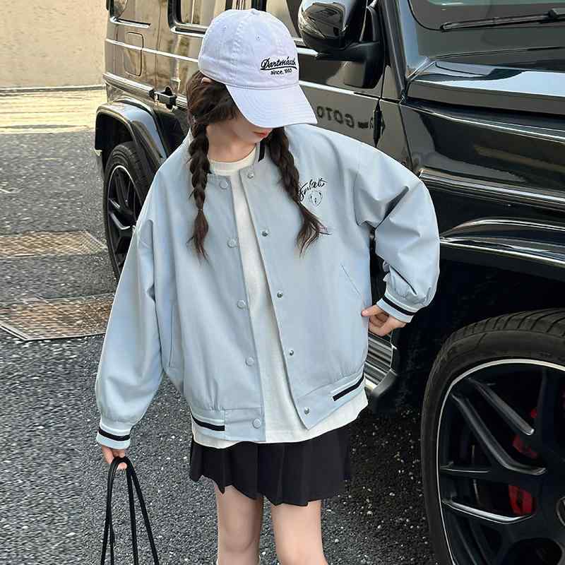 ・性別: 女児・対象年齢: 中・高学年（8歳以上、140cm以上）・ネックライン: ラウンドネック・スタイル: カジュアル・柄: キャラクター、アルファベット・厚さ: 薄手・フード: なし・袖丈: 長袖・素材: 化学繊維混紡・裏地: ポリエ...