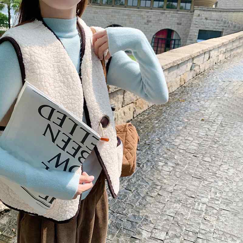 ・スタイル: 文芸復古、禅意風・ネックライン: ボタン襟・柄: 無地・素材: 羊毛、ポリエステル、スパンデックス・混紡率: 羊毛95%以上・カラー: オフホワイト・サイズ展開: S、M、L・対象: レディース・カテゴリ: ベスト/ジレ・シル...