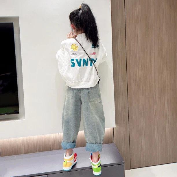 ・カテゴリ: キッズアウター/ジャケット/コート・性別: 女児・対象年齢: 3～8歳 (100～140cm)・ネックライン: ラウンドネック・スタイル: カジュアル・柄: 無地・厚さ: 普通・袖丈: 長袖・フード: なし・素材: 綿・表地素...