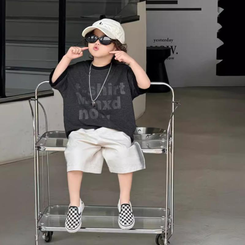 ・対象: 男の子・スタイル: 韓国・袖丈: 半袖・対象年齢: 3～8歳・シーズン: 夏・柄: アルファベット・素材: 綿・主な素材: 綿100%・ネックライン: ラウンドネック・機能: 吸湿性、速乾性・色: ダークグレー、アプリコット・サイ...