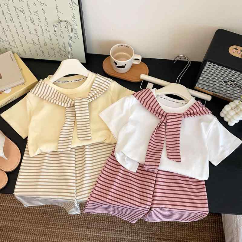 ・商品カテゴリ: 子供用セットアップ・スタイル: カジュアル・対象: 女児・セット内容: トップス、ボトムスの2点セット・対象年齢: 中小規模の子供 (3～8歳, 100～140cm)・袖丈: 半袖・パンツ丈: 長ズボン・生地加工: 柔らか...