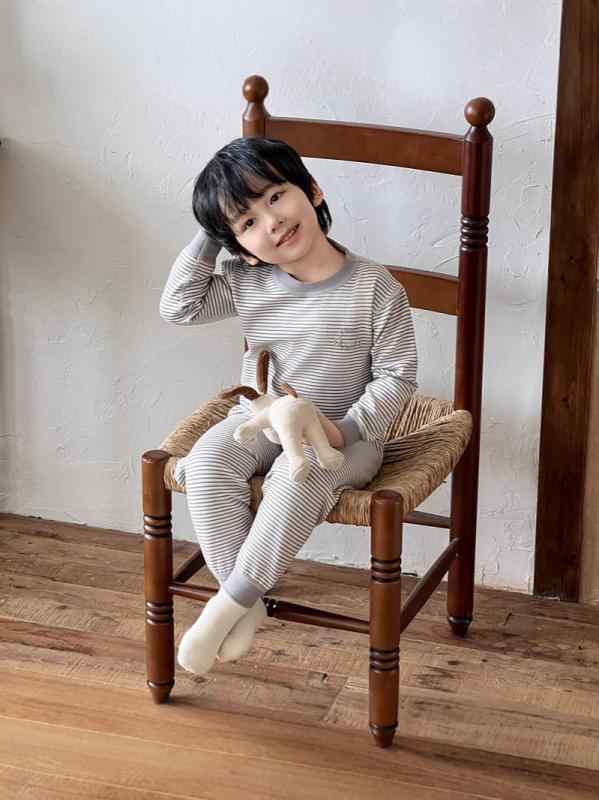 ・商品カテゴリ: 子供用セットアップ・対象: 男女兼用・スタイル: 韓国風・セット内容: トップス、ボトムスの2点セット・対象年齢: 3～8歳・シーズン: 秋冬・袖丈: 長袖・パンツ丈: 長ズボン・生地加工: 柔らか加工・厚さ: 普通・柄:...