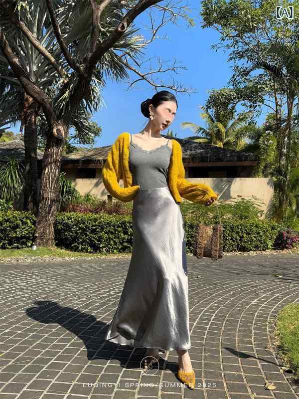 ・柄: 無地・技法: 縫い合わせ・素材: ポリエステル・スカート型: Aライン・スカート丈: ロング・デザイン: ファスナー・色: グレー、紫・サイズ: S、M、L・スタイル: エレガント、オフィス・生地の伸縮性: ややあり・素材割合: 3...