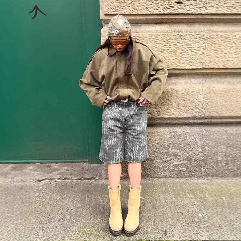 ・カテゴリ: ジャケット・素材: 麂皮绒・柄: 無地・シルエット: ルーズ・組み合わせ: 単品・厚さ: 中厚・着丈: 短め(40cm<着丈≤50cm)・袖丈: 長袖・袖タイプ: 通常袖・襟: 襟付き・デザイン: 麂皮绒・カラー: グリ...