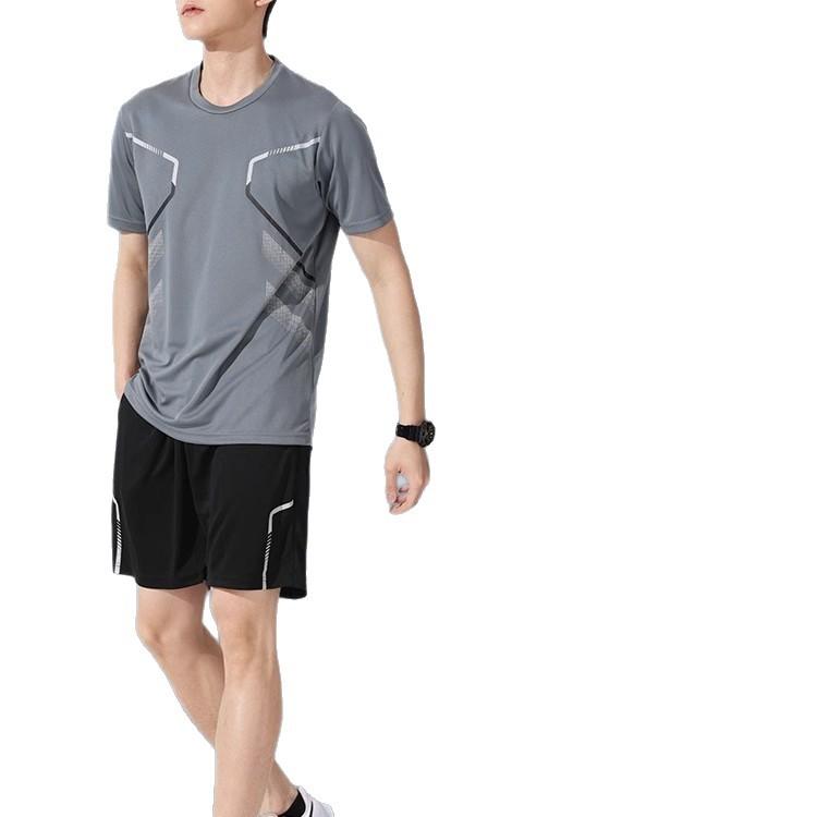 ・スタイル: スポーツ・厚さ: 薄手・パンツ丈: ショートパンツ・トップス: Tシャツ・袖丈: 半袖・フード: なし・対象年齢: 18-24歳・生地: 化学繊維混紡・メイン素材: ポリエステル95%・シーン: スポーツ・カラー: 35グレー...