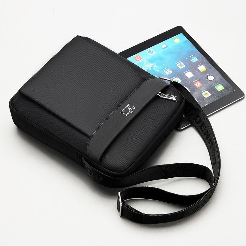 ・スタイル: 跨境風潮・素材: ポリエステル・裏地: オックスフォード・柄: その他・カラー: ブラウン, ブラック・サイズ: 超大号, 加大号, 大号, 小号・PC収納サイズ: 20.32cm・適用シーン: ビジネス・機能: 防水・対象:...