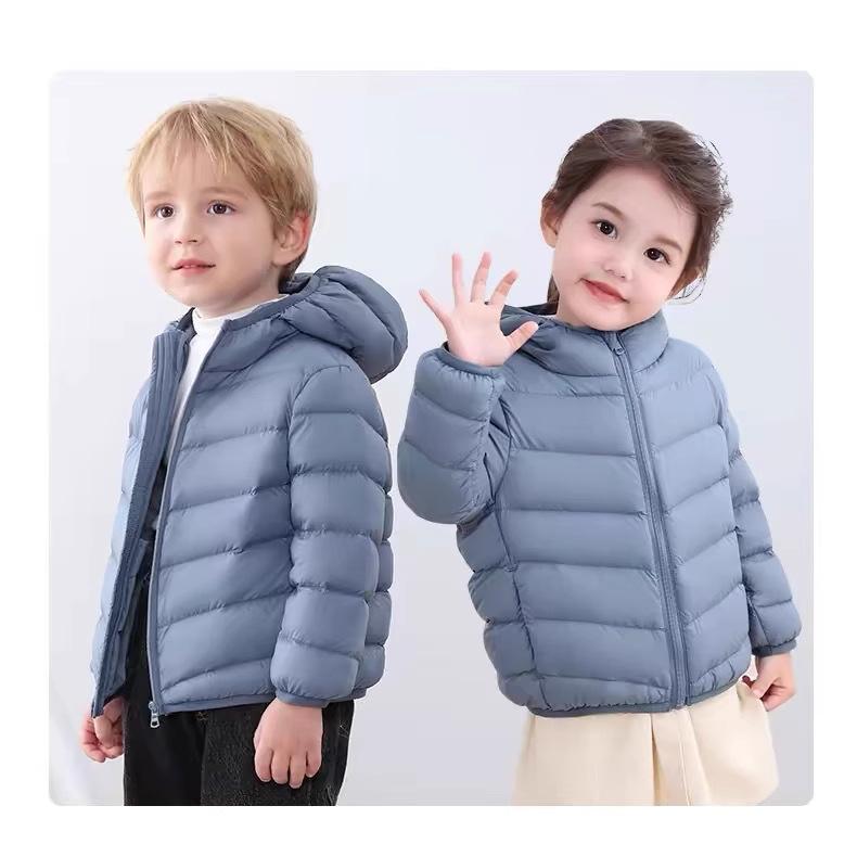 ・性別: 男女兼用・対象年齢: 8歳以上・季節: 冬、秋・詰め物: ホワイトダックダウン・スタイル: シンプル・柄: 無地・ダウン含有量: 91〜94%・フード: フード付き・要素: スポーツ、漫画、かわいい・種類: ダウンジャケット・着丈...