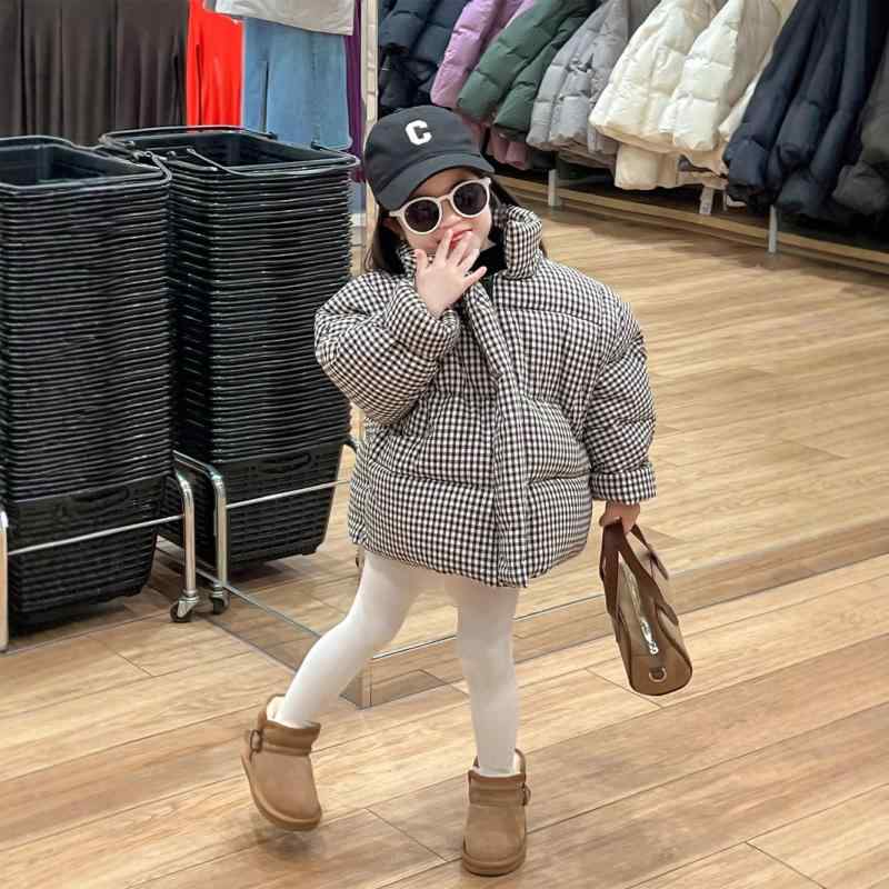 ・カテゴリ: 子供服・対象: 男女兼用・スタイル: 韓国風・対象年齢: 3～8歳、100～140cm・素材: 綿・裏地: 綿70%・安全レベル: B类・留め具: 前開き、紐・カラー: 黒白チェック・サイズ: 90cm、100cm、110cm...