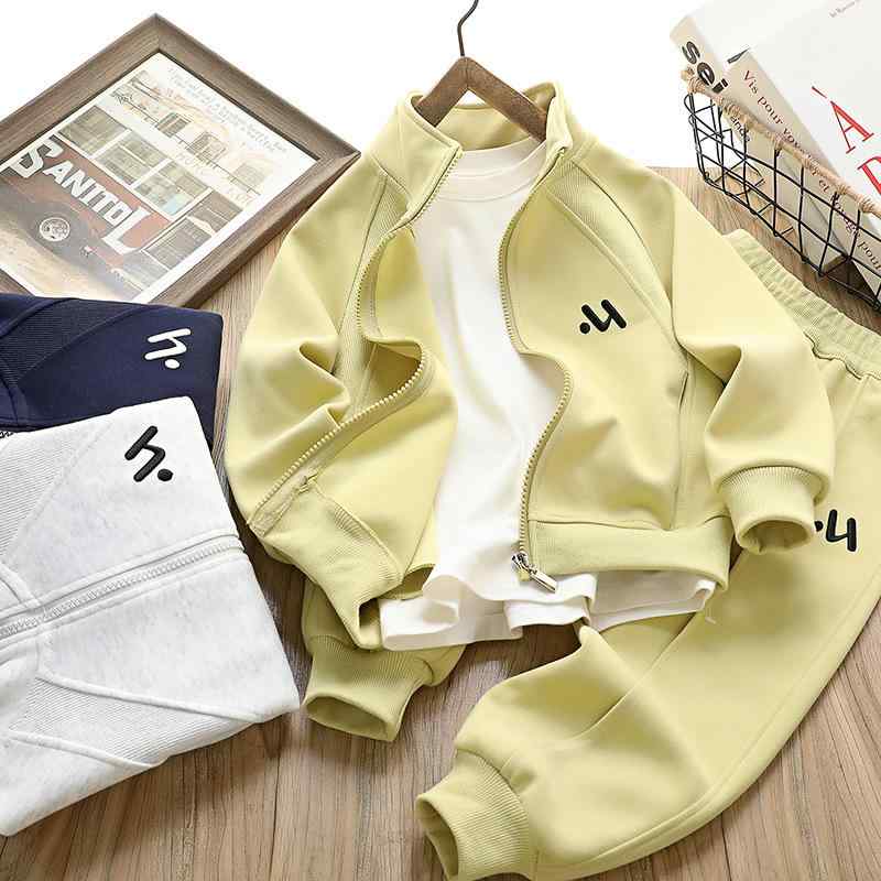 ・カテゴリ: 子供用セットアップ・スタイル: スポーツ・セット内容: トップス、ボトムス・対象: 男の子・対象年齢: 8歳以上・袖丈: 長袖・パンツ丈: 長ズボン・柄: 無地、文字・素材: 綿、ポリエステル、ポリウレタン・生地: 綿・厚さ:...