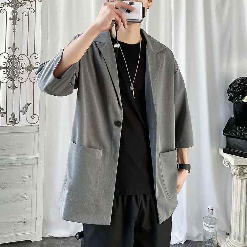 ・素材: 含氯繊維60%・スタイル: 流行・対象年齢: 成人・カテゴリ: カジュアルスーツ・タイプ: ルーズ・襟の形: ノッチドラペル・前立て: シングルブレスト、一つボタン・柄: 無地・袖丈: 七分袖・ポケット: フラップポケット・色: ...