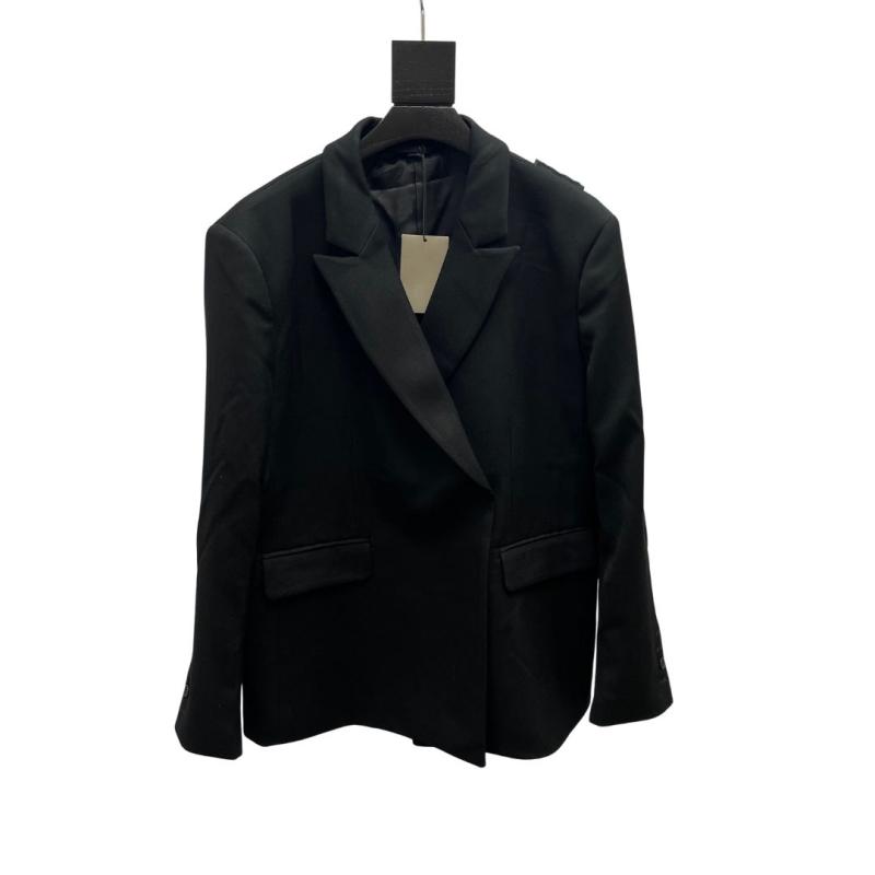 ・カテゴリ: カジュアルスーツ・スタイル: 韓国風・対象: 青少年、成人男性・フィット: ルーズ・襟の形: スーツ襟・前立て: シングルブレスト、1つボタン・柄: 無地・素材: コットン混紡・主な素材の含有量: 綿95%・裏地: ナイロン・...