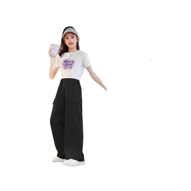 ・カテゴリ: 子供用セットアップ・対象: 女児・スタイル: スイート・セット内容: トップス、パンツ・対象年齢: 8歳以上 (身長140cm以上)・シーズン: 春、夏・袖丈: 半袖・パンツ丈: 長ズボン・生地加工: 柔らか加工・厚さ: 普通...