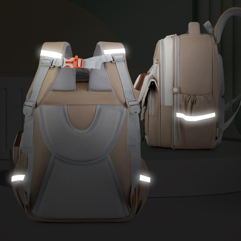 ・対象: 男女兼用・学年: 3-4年生・素材: オックスフォード生地・機能: 通気性、防水、超軽量、耐摩耗性、負担軽減、脊椎保護、夜間反射・スタイル: スクール・裏地: ポリエステル・柄: 無地・デザイン: 配色・カラー: ピンク、灰紫、紫...