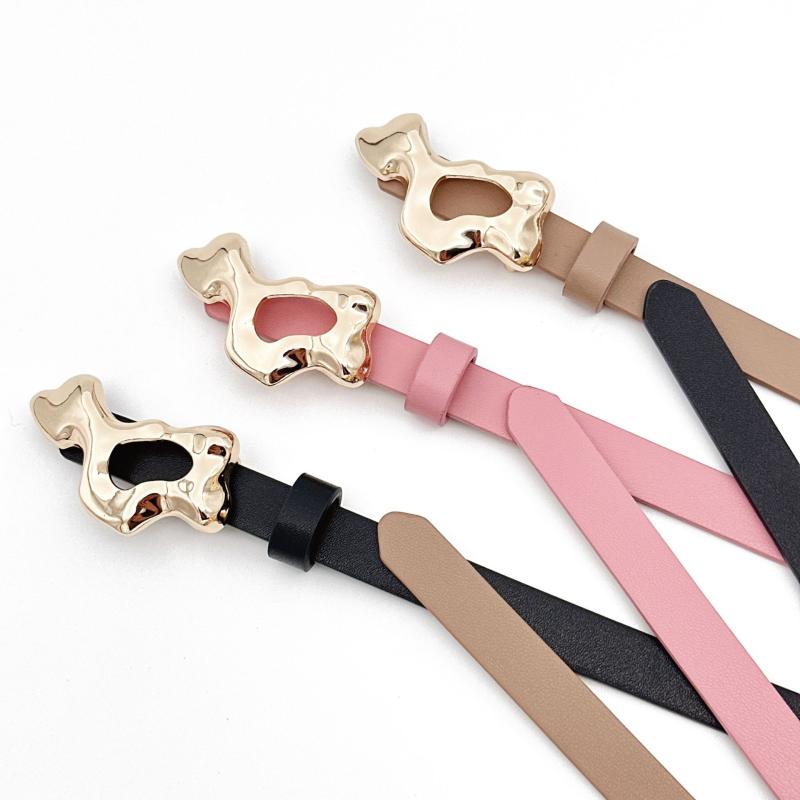 ・素材: PUレザー・バックル素材: 合金・バックル留め方: 板扣・流行要素: 英字・カラー: ブラック、キャメル、ブラウン、ライトブルー、ピンク・ベルト幅: 細め(2cm未満)・長さ: 約102cm・サイズ: 102cm・スタイル: イン...