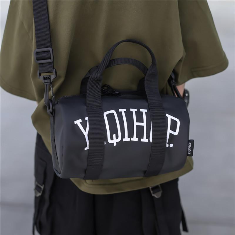 ・性別: 男女兼用・学齢: 小学生・素材: ナイロン・裏地: ポリエステル・柄: アルファベット・カラー: オフホワイト、ブラック、グリーン、ブルー、蛍光グリーン、オレンジ・スタイル: かわいい・シーン: デイリー