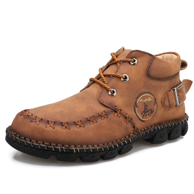 ・性別: 男性・対象年齢: 青年（18-40歳）・レザーの特徴: 磨き加工・機能: 通気性、防滑、衝撃緩和・ヒールの高さ: ローヒール（1-3cm）・ヒールの形状: 太め・スタイル: カジュアル・筒の高さ: 短め・靴の中敷素材: EVA・ブ...