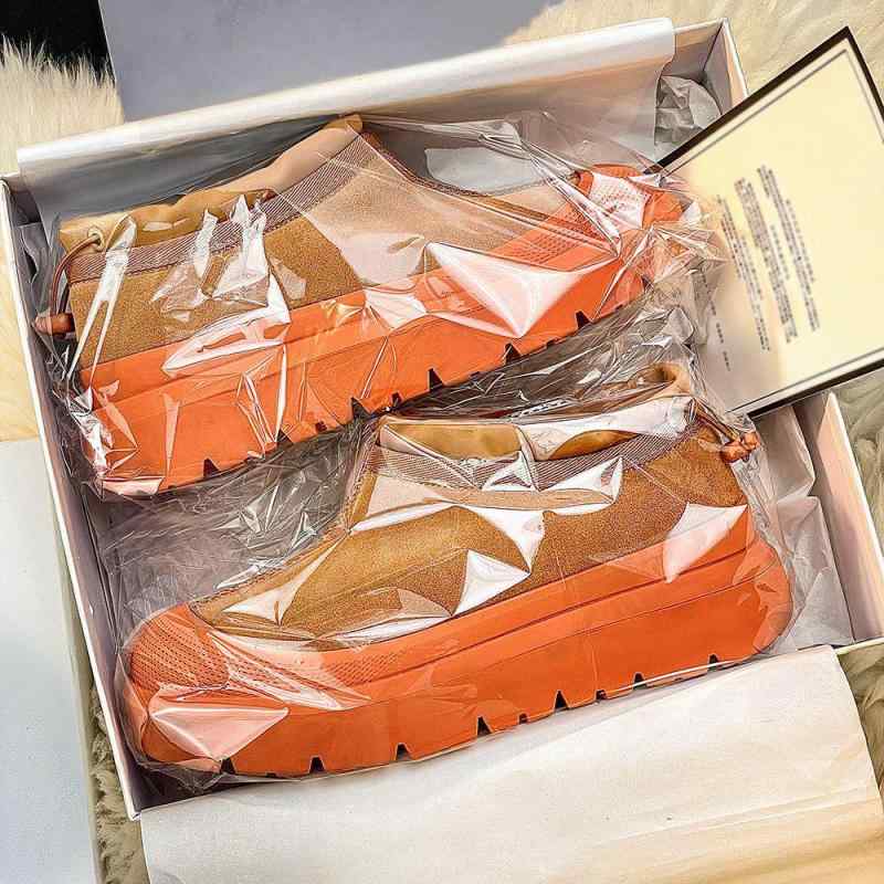 ・スタイル: カジュアル・性別: 女性・靴の素材（アッパー）: 複合素材・靴底の素材: ゴム・対象場所: プラスチック・シーズン: 冬・色: ブラウン（ハイカット）、ホワイト（ハイカット）、ブラック（ハイカット）、ブラウン（ミドルカット）、...