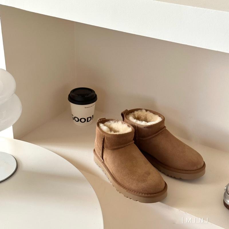 ・靴の高さ: ローカット・つま先の形状: ラウンドトゥ・アッパー素材: レザー・ソール素材: 大底・スタイル: カジュアル・デザイン: 無地・タイプ: スノーブーツ・履き口: スリッポン・対象: 女性・カラー: 栗色、羚羊ブラウン・サイズ:...