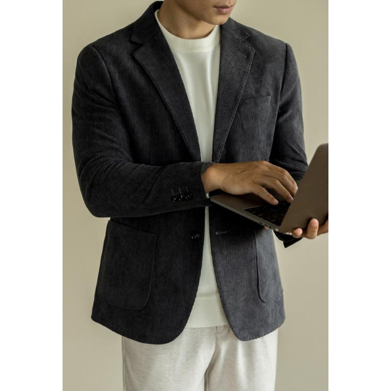 ・商品カテゴリ: ジャケット・対象年齢: 18-24歳・フロント: シングル2つボタン・素材: ポリエステル繊維、麻・シーン: カジュアル・襟の形: ショールカラー・スタイル: ライトビジネス・フィット: スリム・厚さ: 普通・ディテール:...