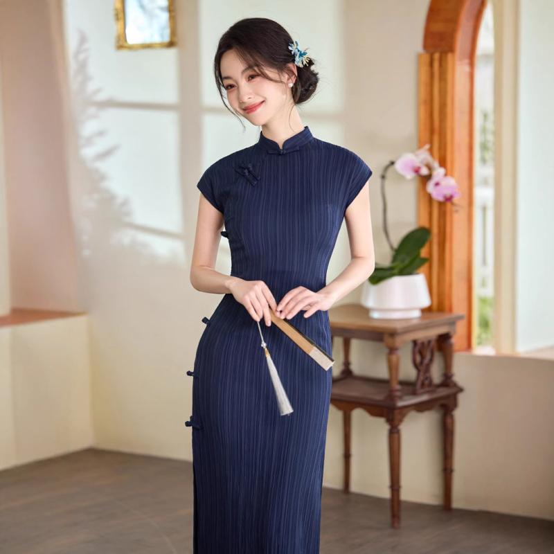 ・素材構成: ポリエステル、ポリウレタン・旗袍の長さ: 長旗袍・襟の形: 立襟・前合わせ: 斜め・袖丈: 三分袖・スリット: 低・デザイン: ファスナー・サイズ: S, M, L, XL, 2XL, 3XL・旗袍のタイプ: シングル旗袍・ス...