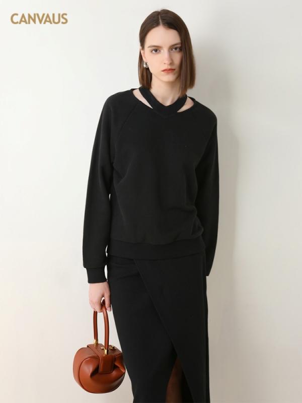 [{ "spec": "・パターン: 無地・スタイル: プルオーバー・フィット: ゆったり・組み合わせ形式: ワンピース・着丈: ミドル丈(50cm u003c 着丈 ≦65cm)・袖丈: 長袖・袖のタイプ: ...