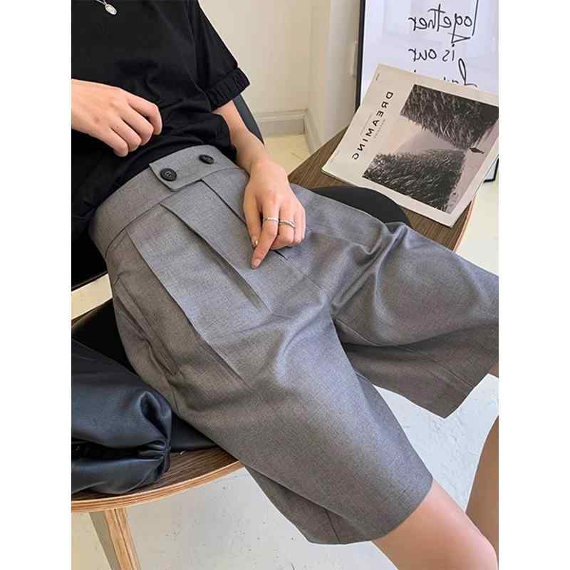 ・スタイル: 通勤風・パンツの長さ: 五分丈・パンツのタイプ: ストレート・厚さ: 普通・主な生地の組成: 綿・主な生地の組成の含有量: 50%-70%・色: グレー, ブラック, カーキ・サイズ: S, M, L, XL・対象性別: 女性...