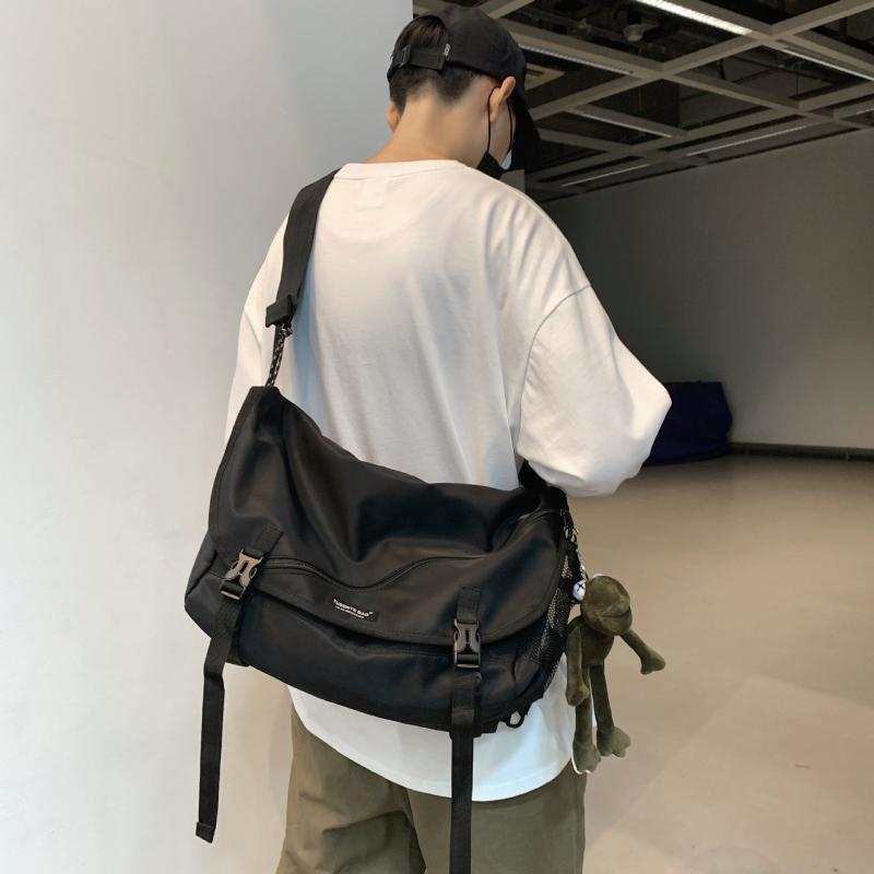 ・製品カテゴリ: メンズショルダーバッグ