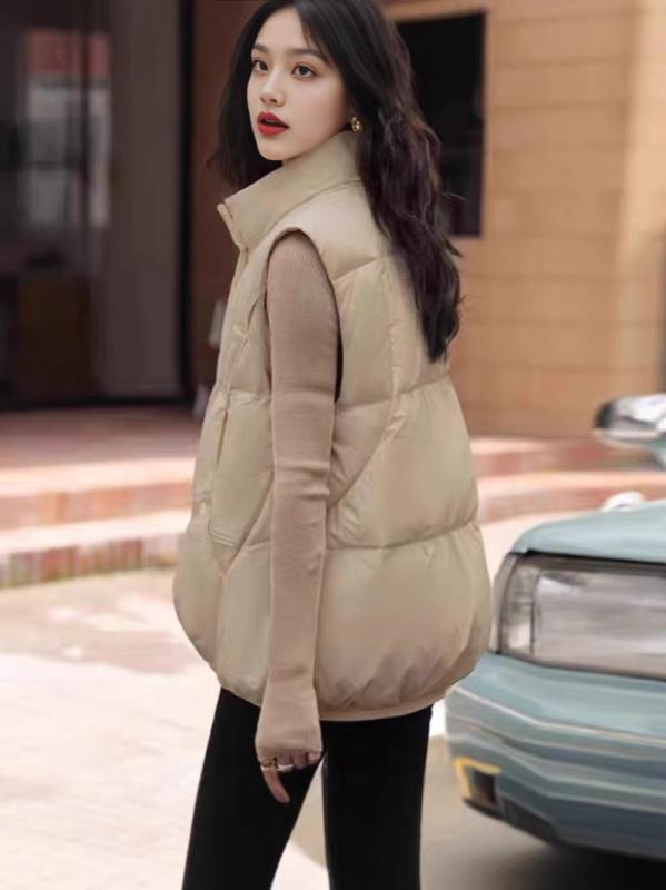 ・項目名: 厚さ・値: 厚手・項目名: 素材・値: ポリエステル繊維・項目名: 充填物・値: ダックダウン・項目名: ダウン含有量・値: 51～55%・項目名: メイン素材・値: ポリエステル繊維95%以上・項目名: シルエット・値: レギ...