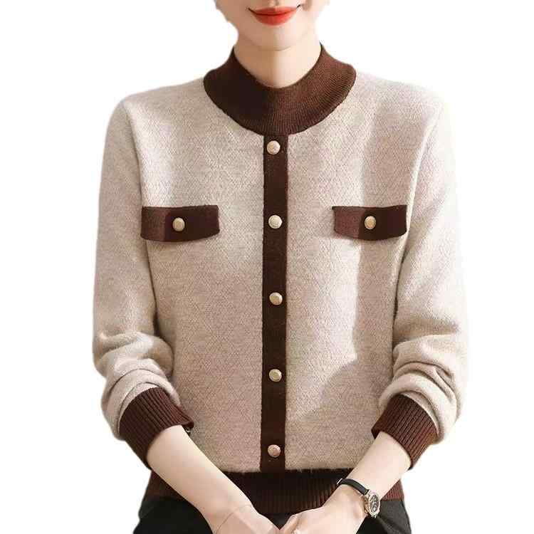 ・カテゴリ: ニット、セーター・素材: ウール混紡、ポリエステル・柄: 無地・厚さ: 厚手・スタイル: プルオーバー・シルエット: レギュラー・袖丈: 長袖・ネックライン: セミハイネック・着丈: ミドル丈 (50cm～65cm)・色: レ...